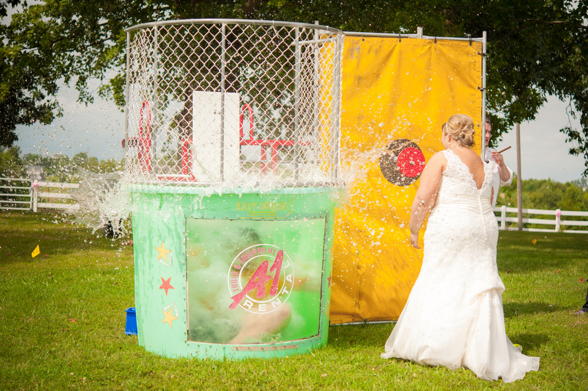{Real Plus Size Wedding} Farm Vintage Chic in Missouri | Rebekah Wright ...