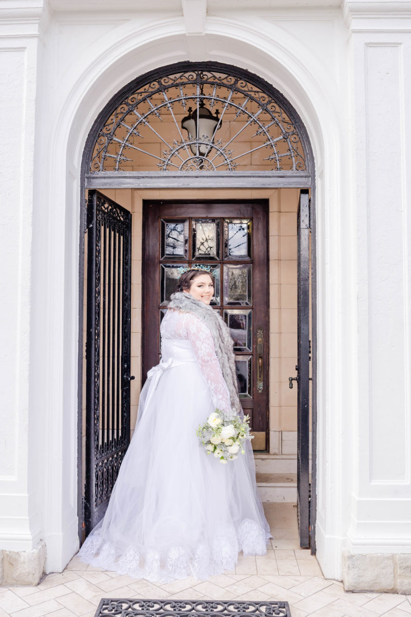 Styled Shoot Archives - The Pretty Pear Bride - Plus Size Bridal Magazine