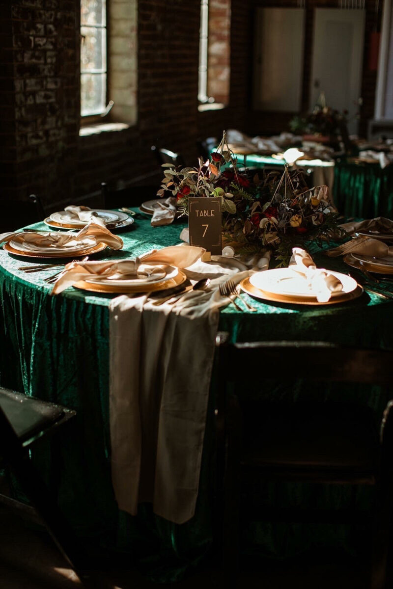 Loft Wedding in Arkansas | The Johnsons Photo - The Pretty Pear Bride ...