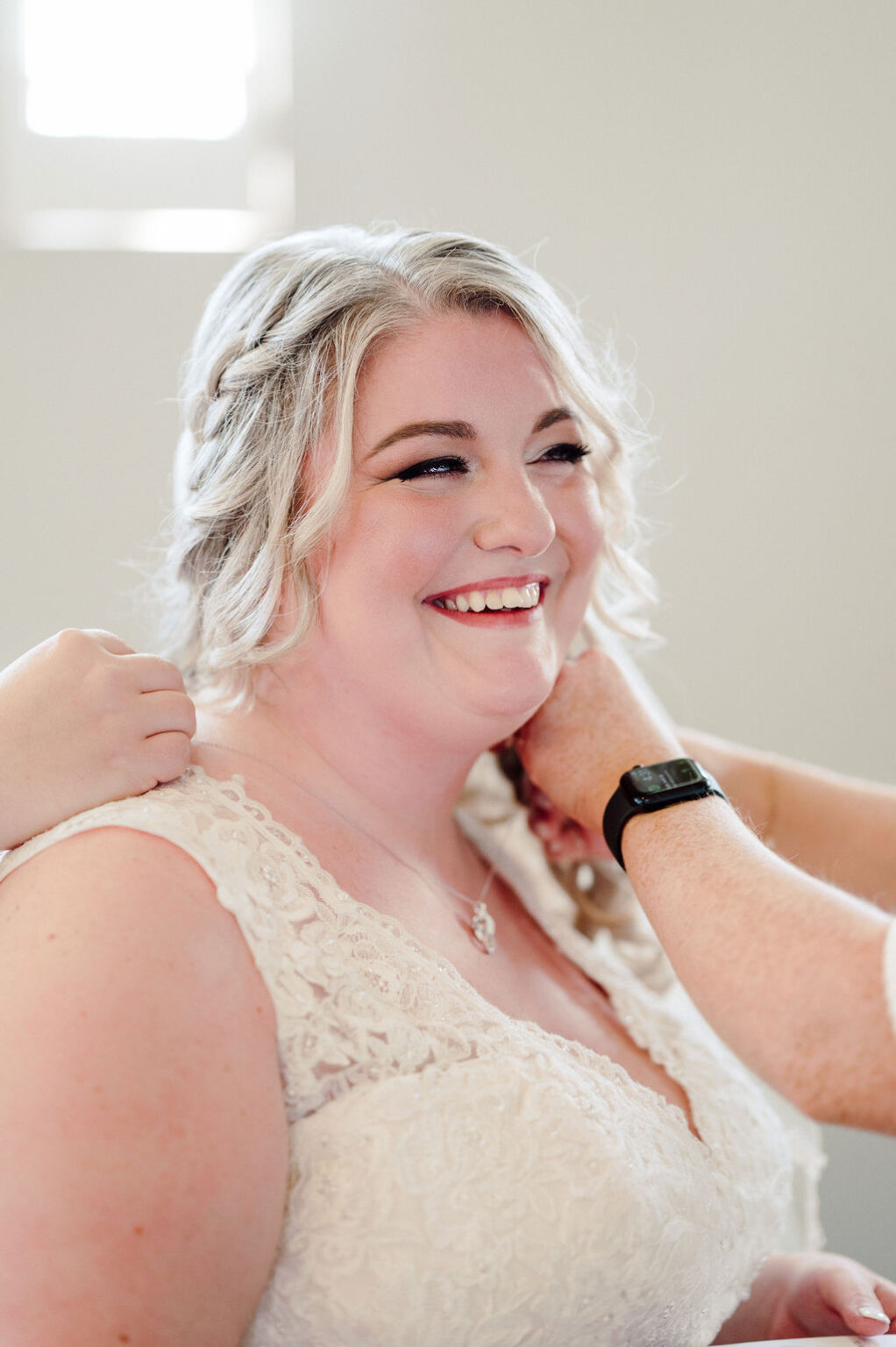 Soft Glam and Flowy Vibes Florida Wedding - The Pretty Pear Bride ...